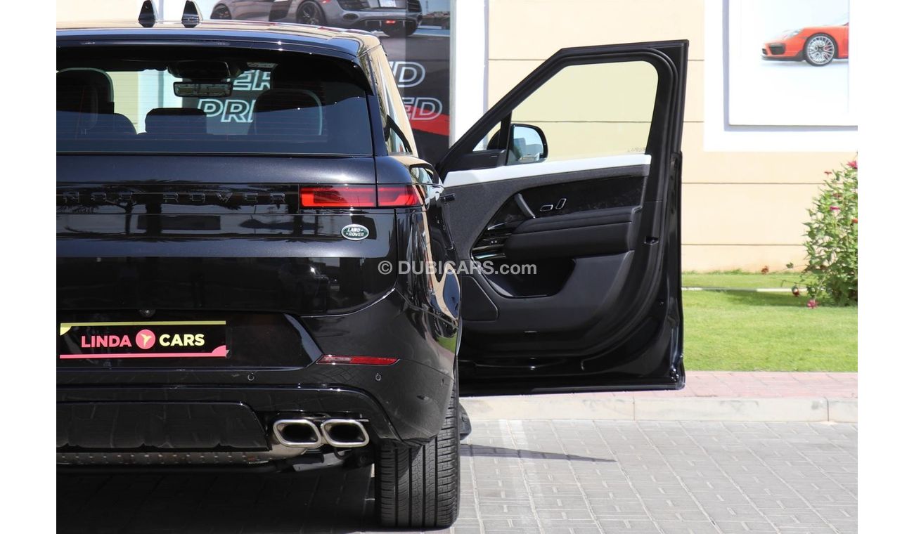 Used Land Rover Range Rover Sport L494 2023 for sale in Dubai - 626734