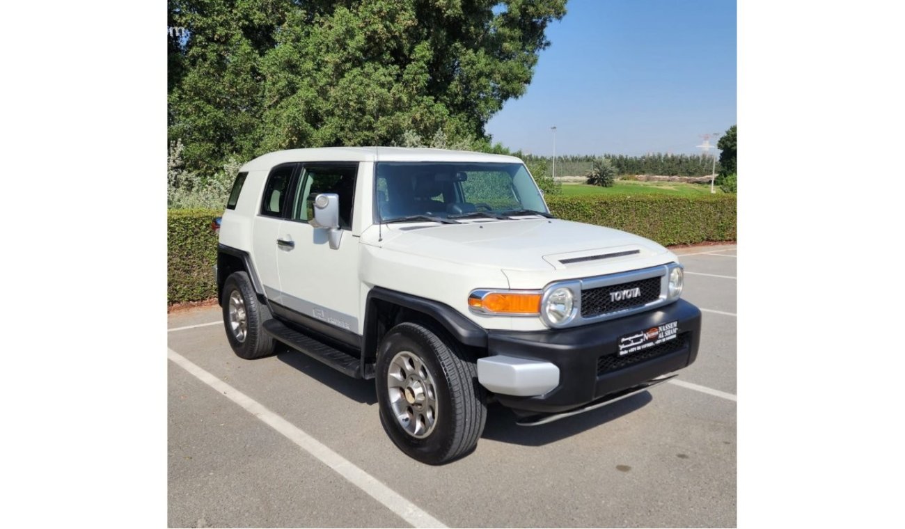 Used Toyota FJ Cruiser 2009 for sale in Sharjah - 560779