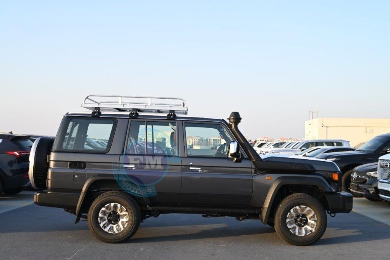 New Toyota Land Cruiser 70 76 LX-Z V6 4.0L 4WD 5-Seater Automatic 2024 for sale in Dubai - 718127