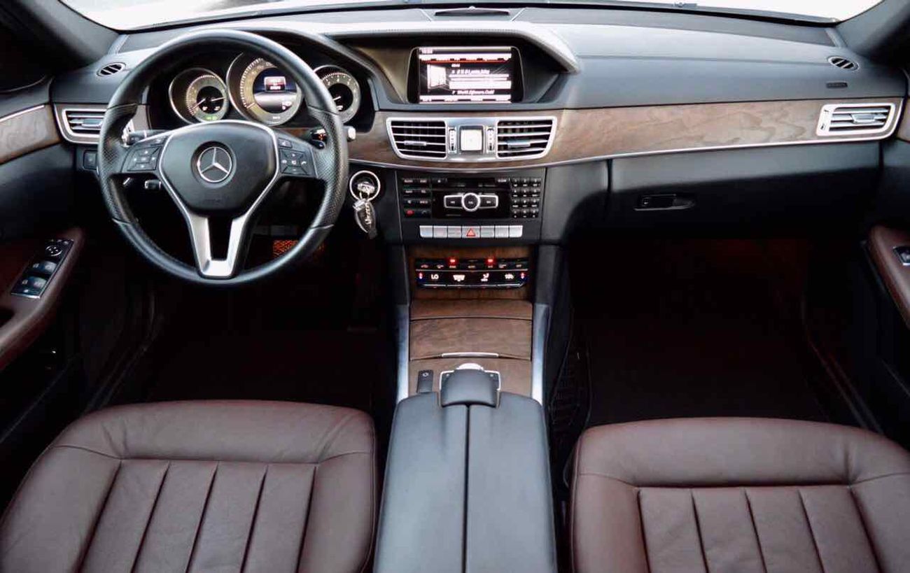 Used Mercedes-Benz E300 2016 for sale in Dubai - 120634