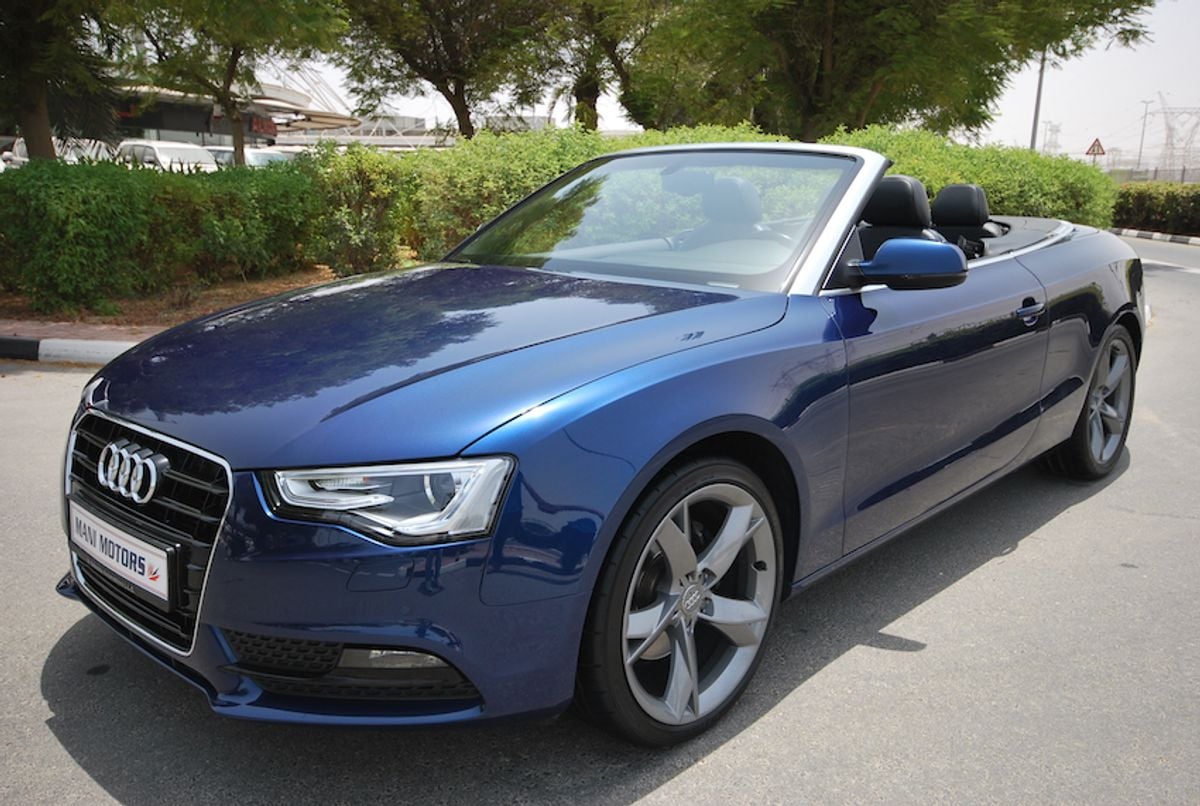 Audi A5 Cabriolet 1.8 T for sale: AED 129,000. Blue, 2014
