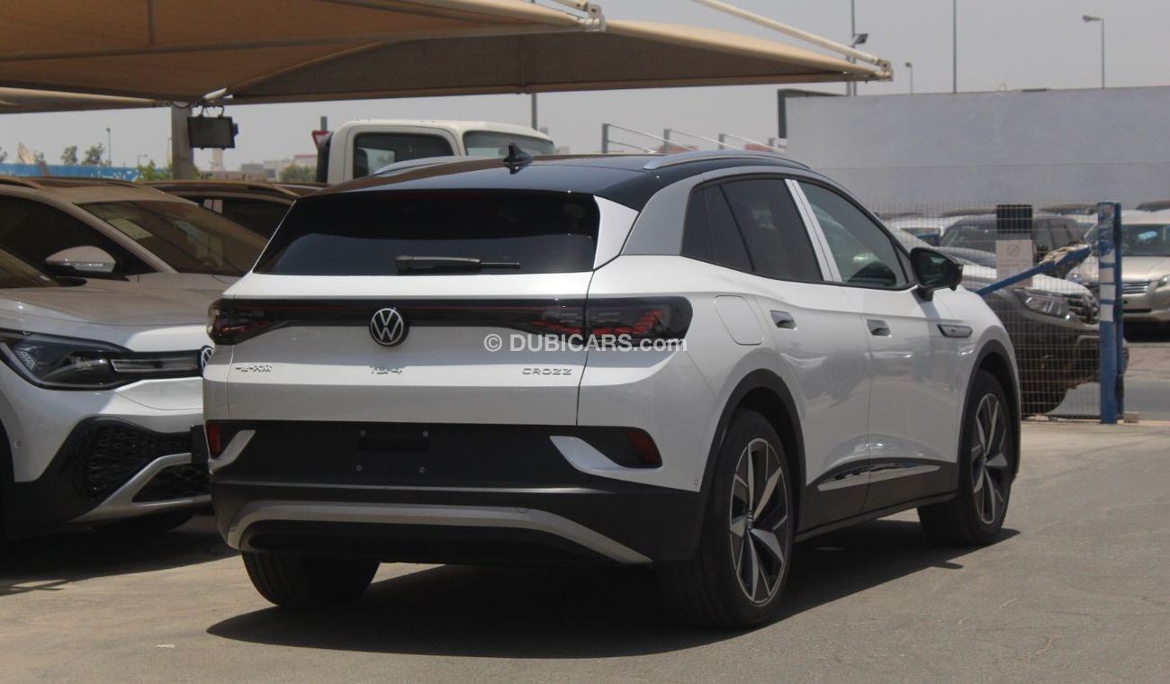 New Volkswagen ID.4 Crozz PRO with 360 View Camera + Open Sunroof & HUD ...