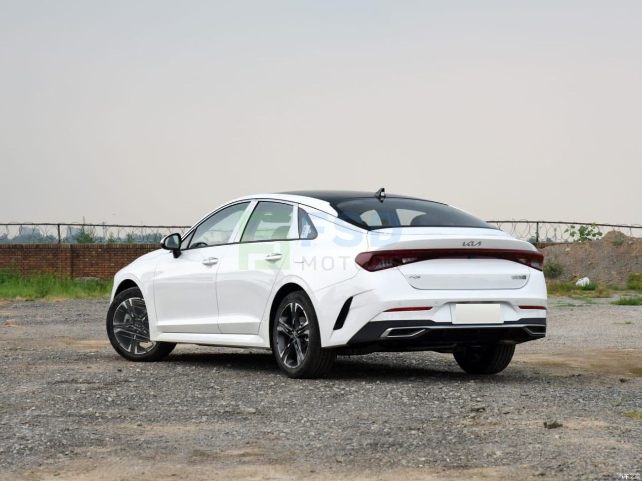 New KIA K5 270T 2WD CVVD Renewed MY-2021 2021 for sale in Dubai - 767298