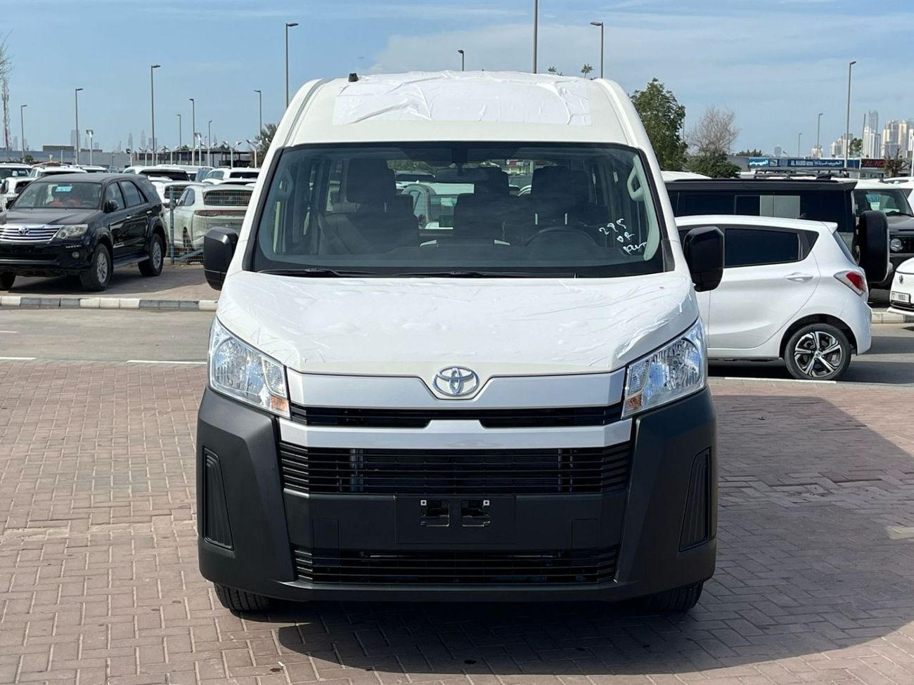 New Toyota Hiace HIACE 3.5L A/T HIGHROOF 13 SEATER 2024 for sale in ...