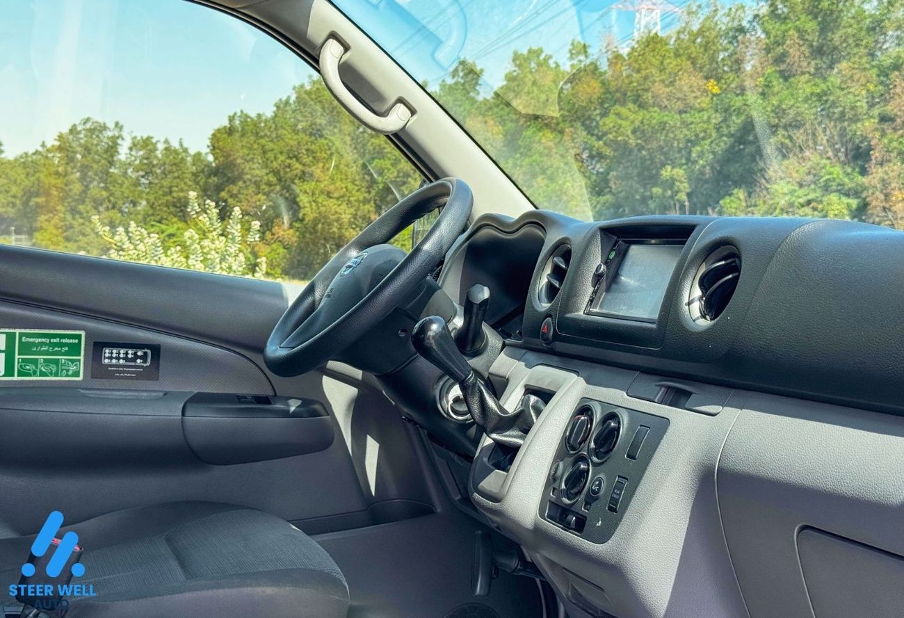 Used Nissan Urvan NV350 2.5L RWD HB 13 Seater - Good Performance - GCC Specs - Book now! 2021 ...