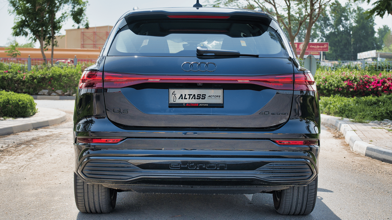 New Audi etron 2023 | AUDI | Q5 40 E-TRON | GLARE EDITION 2023 for sale in Dubai - 755722