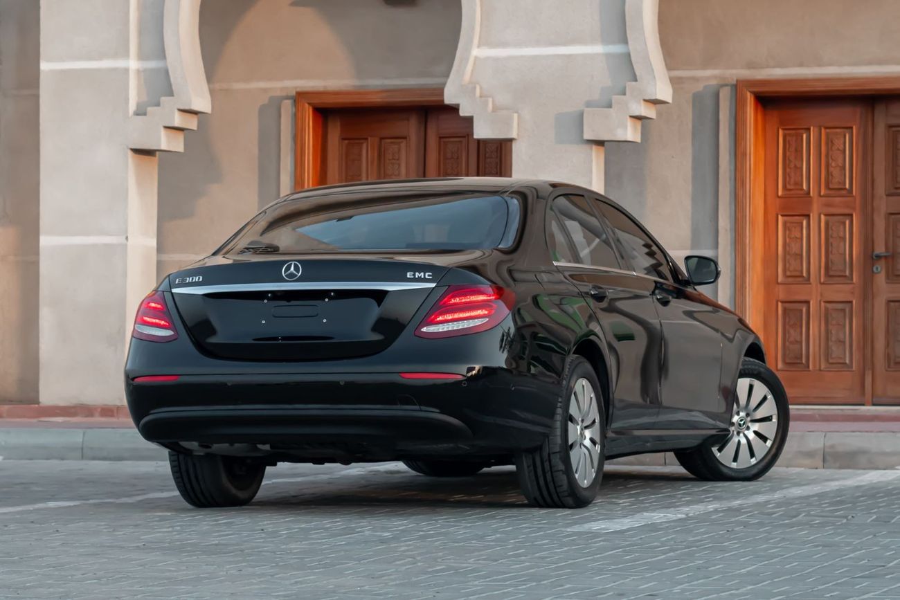 Used Mercedes-Benz E300 GCC CAR MODEL 2020 2020 for sale in Dubai - 846106