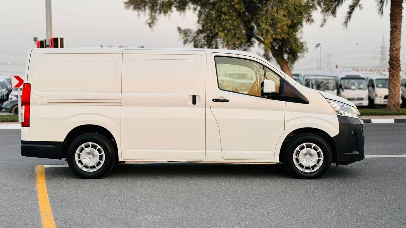 Used Toyota Hiace PREMIUM CONDITION | 2.8L DIESEL | RHD | 2021 ...