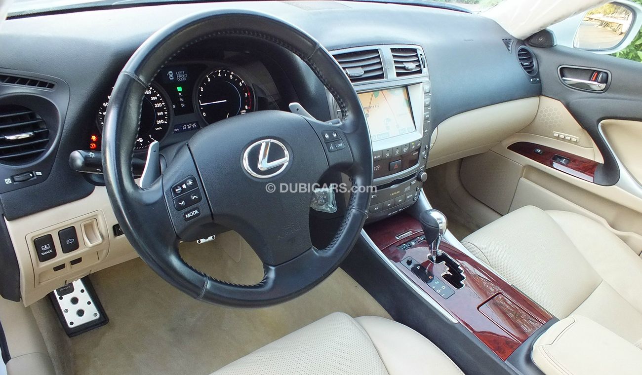 Used Lexus IS300 FULL OPTION 2008 for sale in Dubai - 140886
