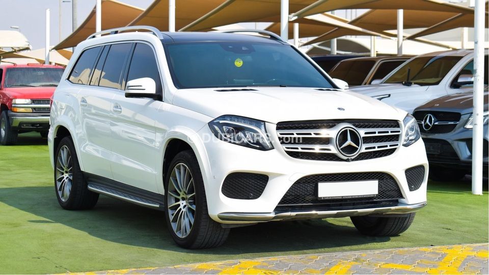 Used Mercedes-Benz GLS 500 4 Matic 2018 for sale in Sharjah - 565764