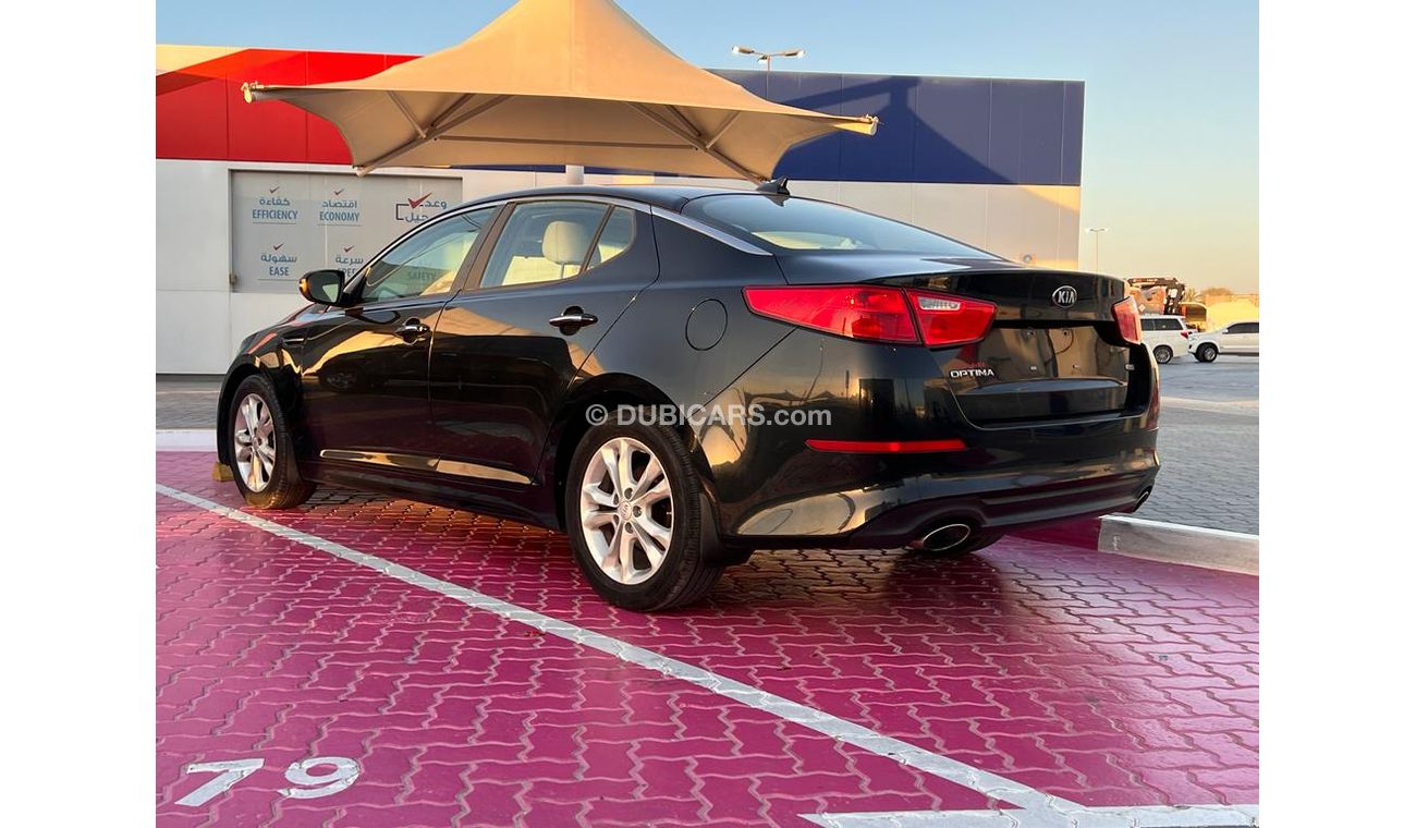 Used Kia Optima 2015 for sale in Dubai - 607424