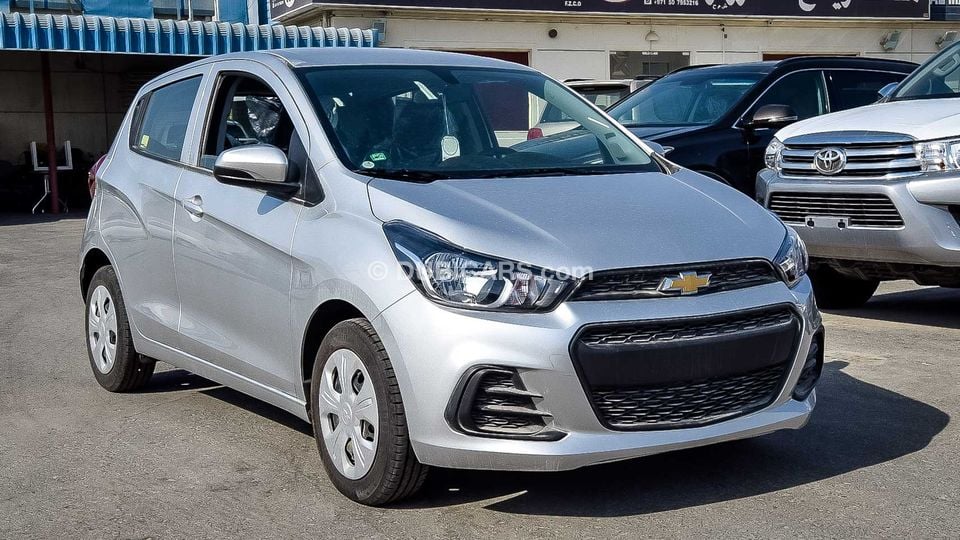 Chevrolet Spark for sale: AED 27,000. Grey/Silver, 2018