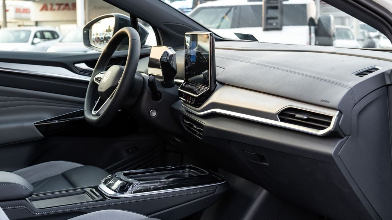 جديدة فولكس واجن ID.4 2024 | VOLKSWAGEN ID4 CROZZ PRO WITH PSD HUD EV 2024 للبيع في دبي - 638134