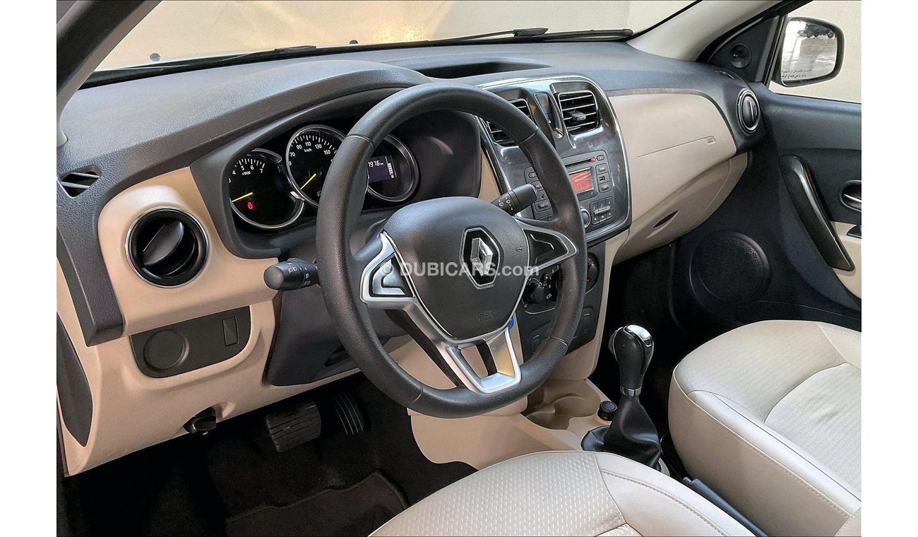 Used Renault Symbol PE 2020 for sale in Dubai - 556051