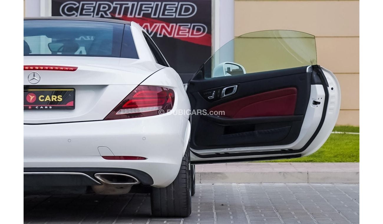 Used Mercedes-Benz SLC 300 R172 2017 for sale in Dubai - 638108