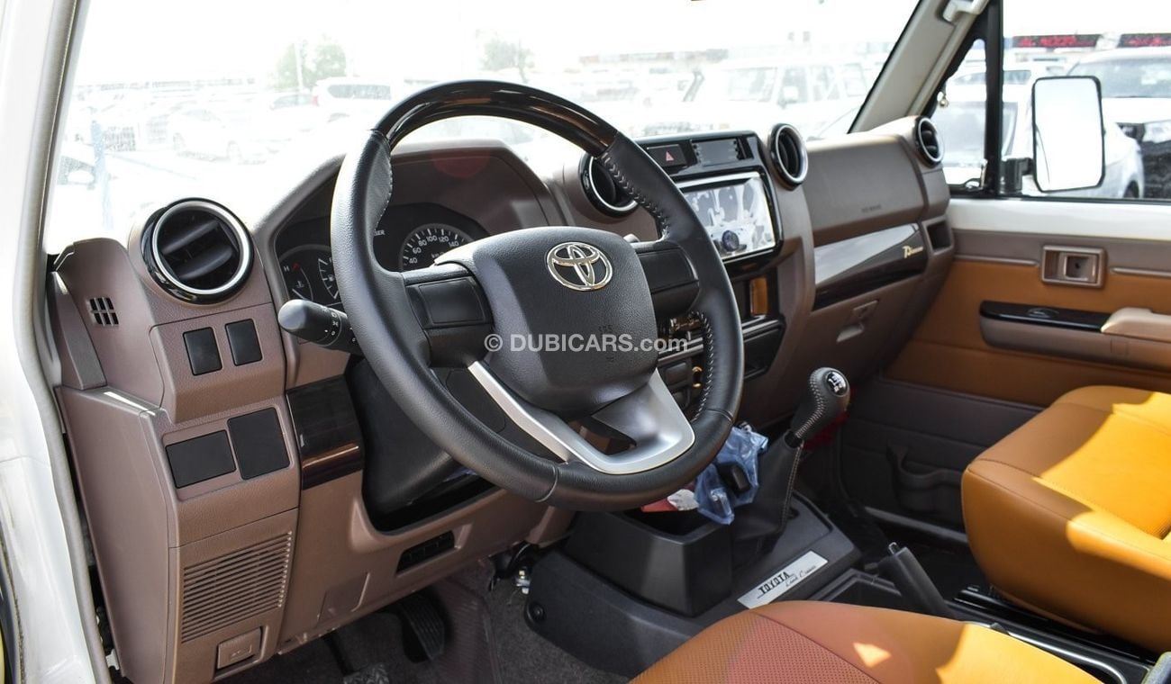 New Toyota Land Cruiser 70 LC 71 4.0L V6 3 DOORS PETROL 2022 2022 for sale in Dubai - 708492