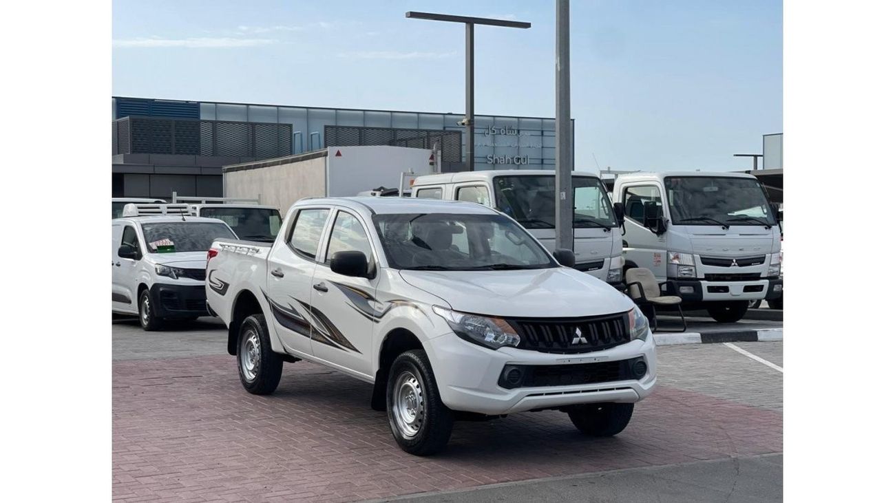 Used Mitsubishi L200 2016 I 4x4 I Ref#146 2016 for sale in Sharjah - 732476