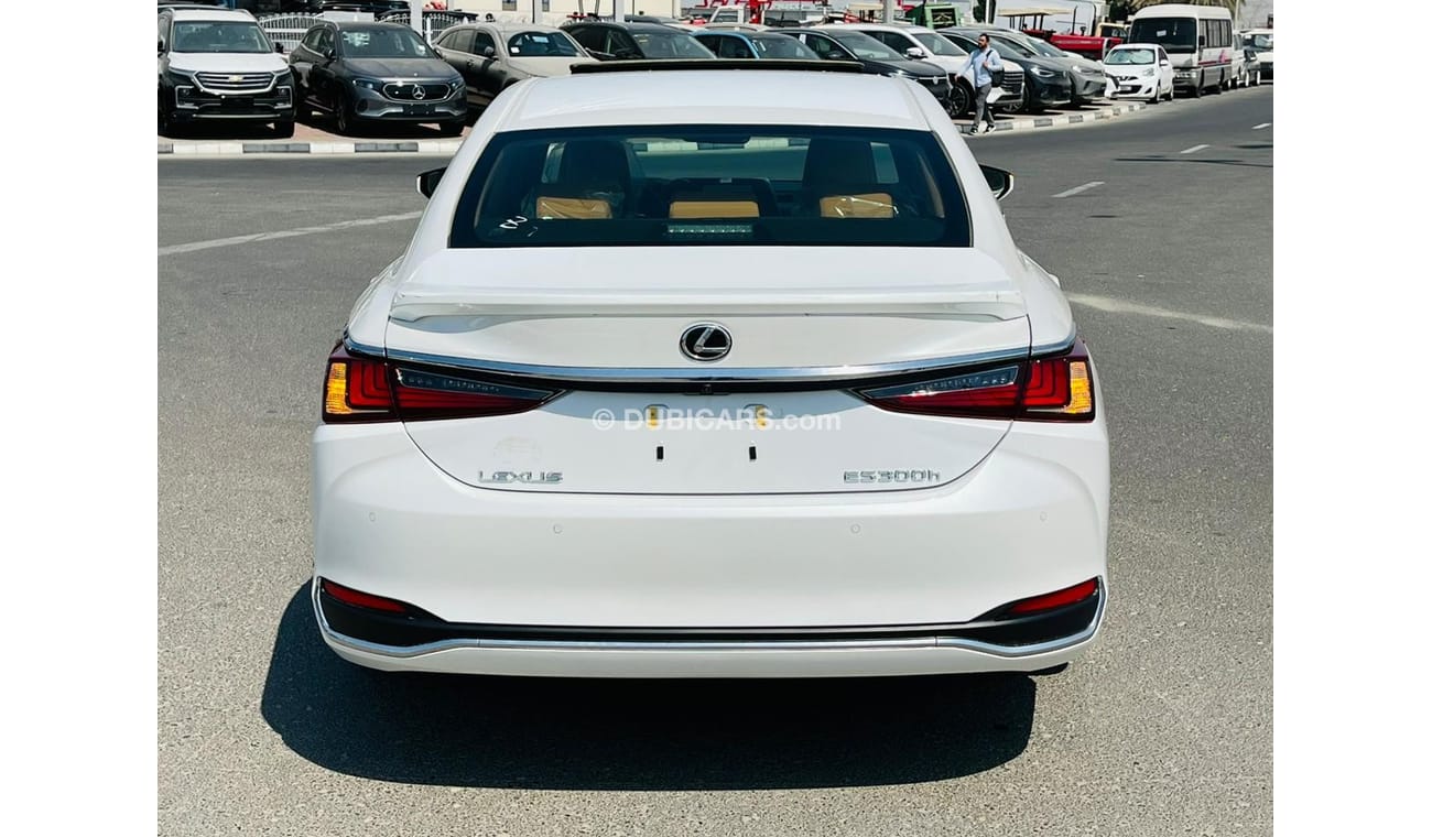 New Lexus ES 300 2.5L HYBRID 2023 for sale in Dubai - 670595