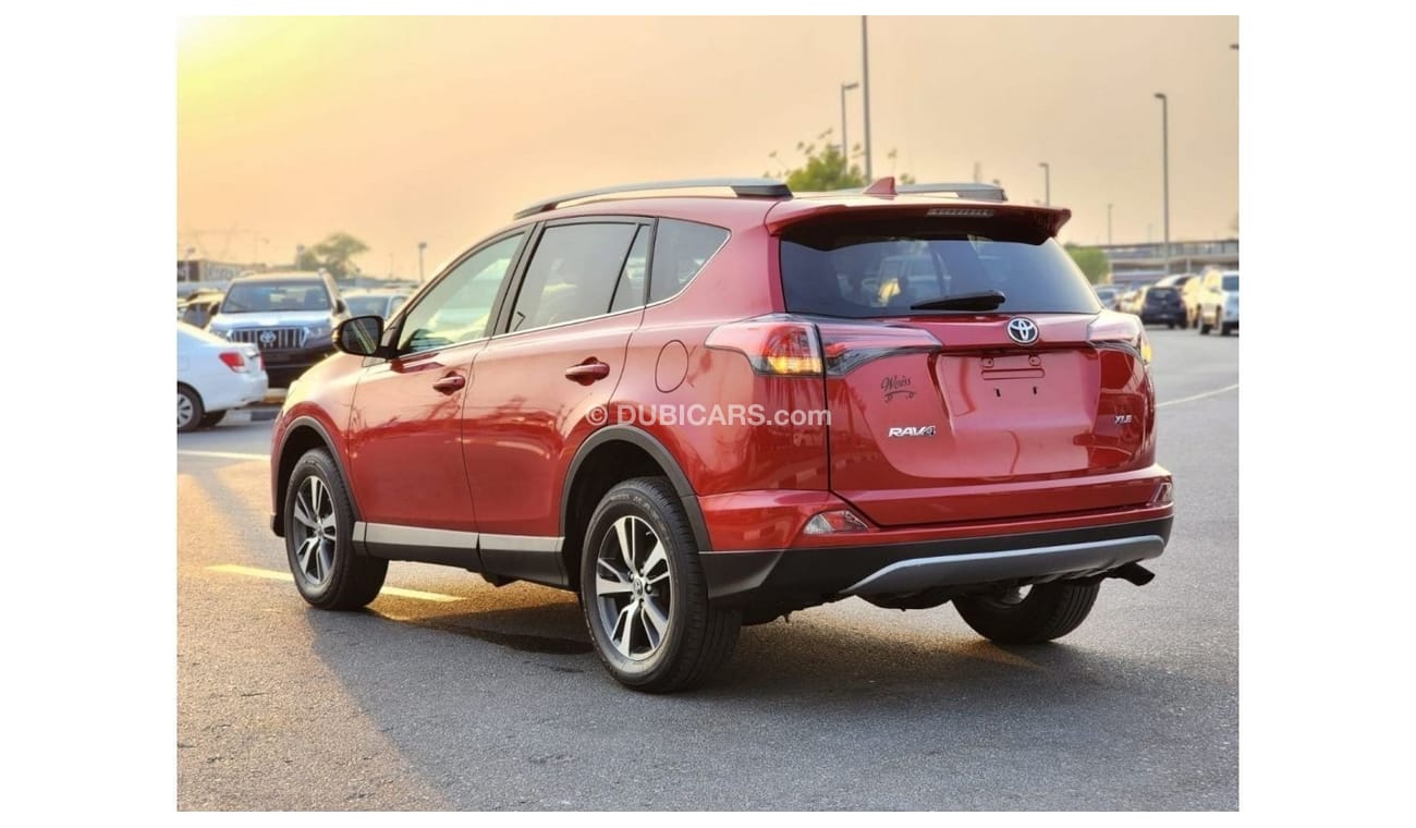 Used Toyota RAV4 EX RAV4 XLE FULL OPTION 2017 for sale in Dubai - 696999