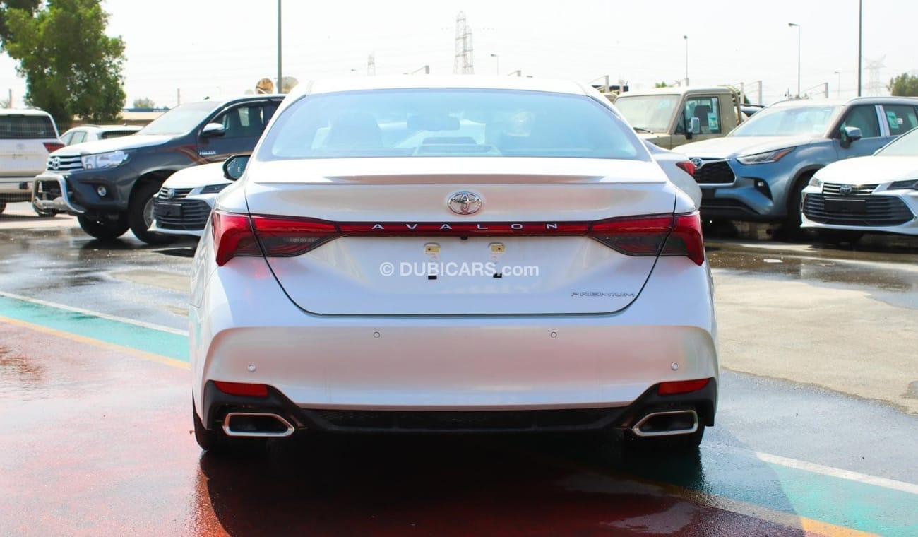 New Toyota Avalon 2022 for sale in Dubai - 542170