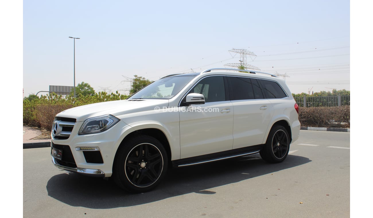 Used Mercedes-Benz GL 500 AMG GCC SPECS 2016 for sale in Dubai - 263350
