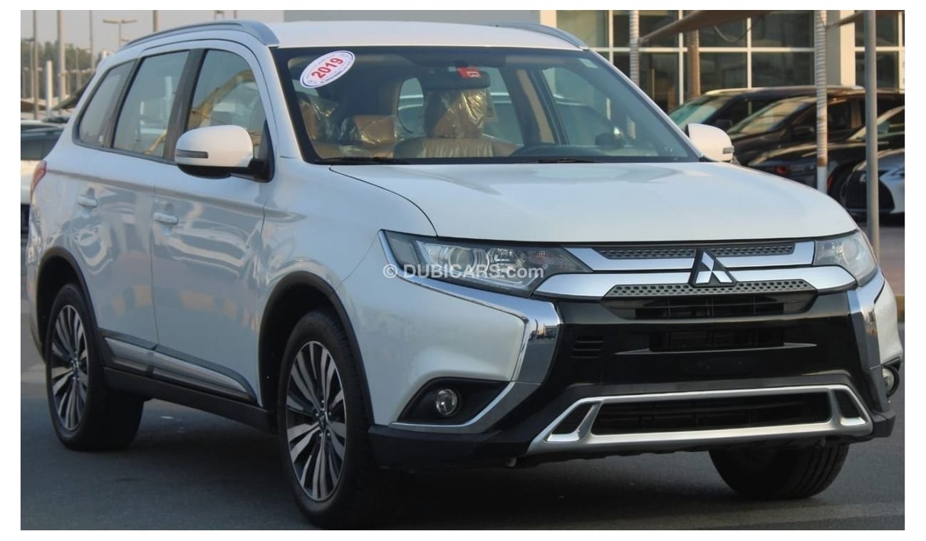Used GLX High Mitsubishi Outlander 2019 GCC, in excellent condition ...