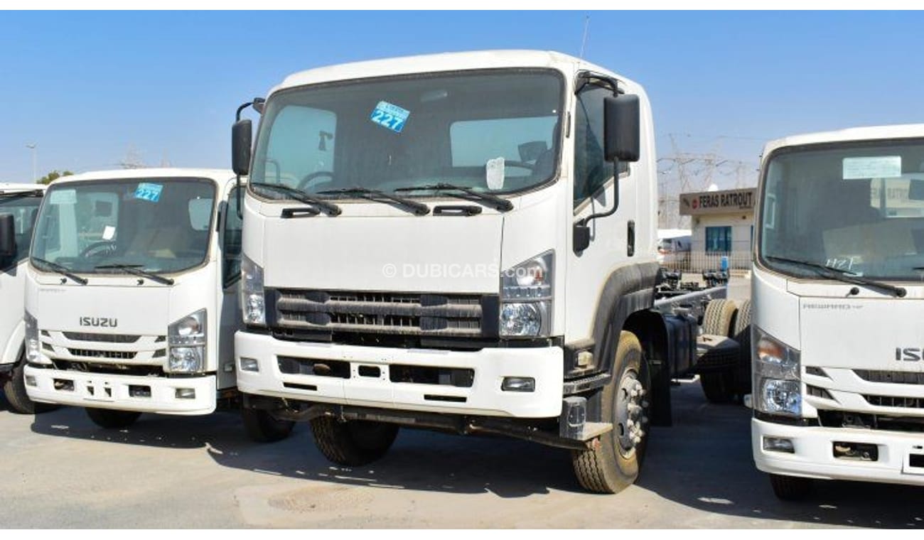 New Isuzu NPR 7 ton 2023 for sale in Dubai - 738110
