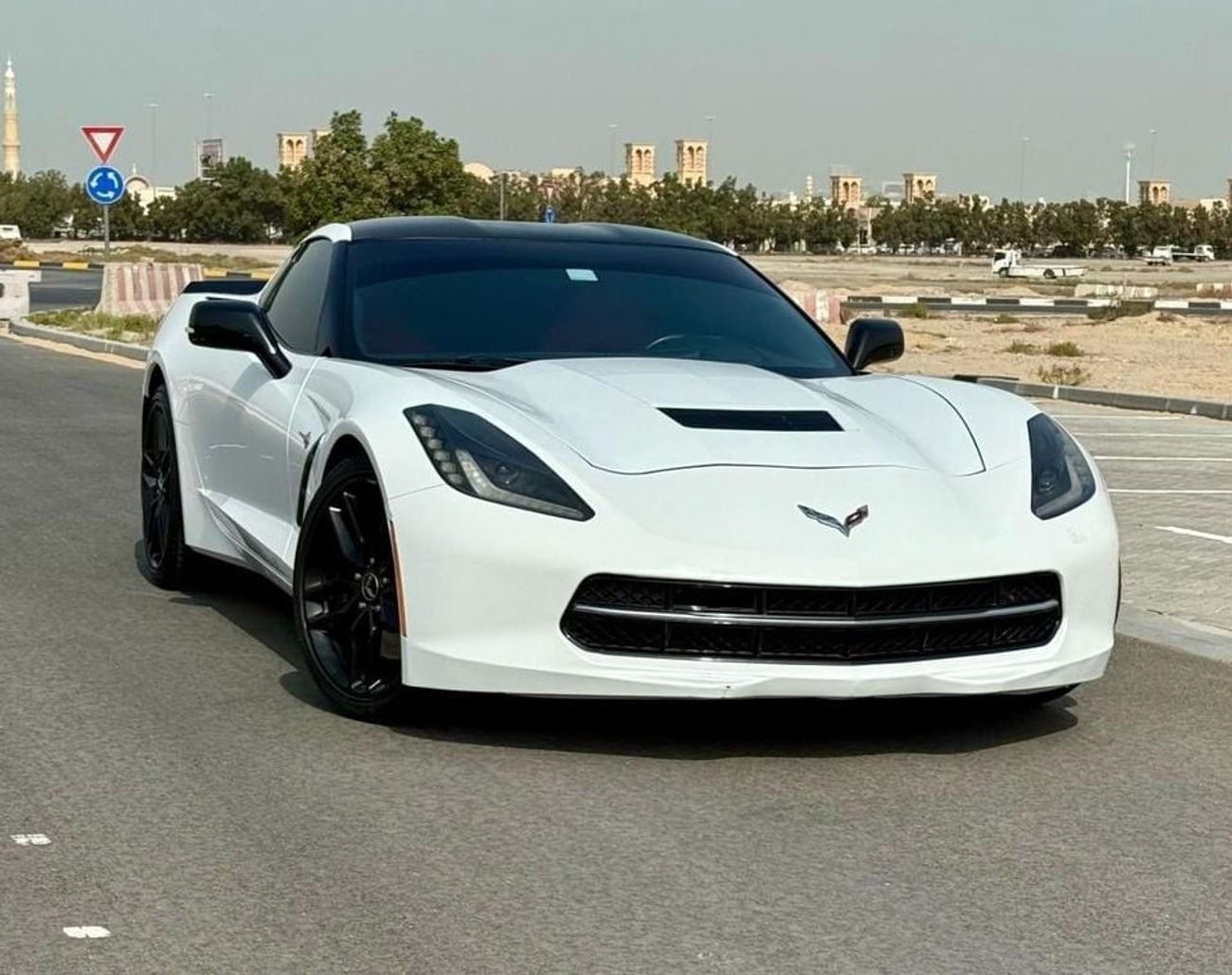 Used Chevrolet Corvette 2LT 6.2L 2015 for sale in Sharjah - 831480