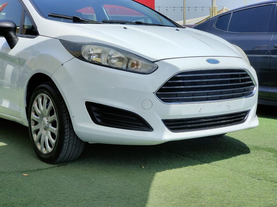 Used Ford Fiesta GCC 1.6 cc - low mileage - SUPER CLEAN - WARRANTY 2015 ...