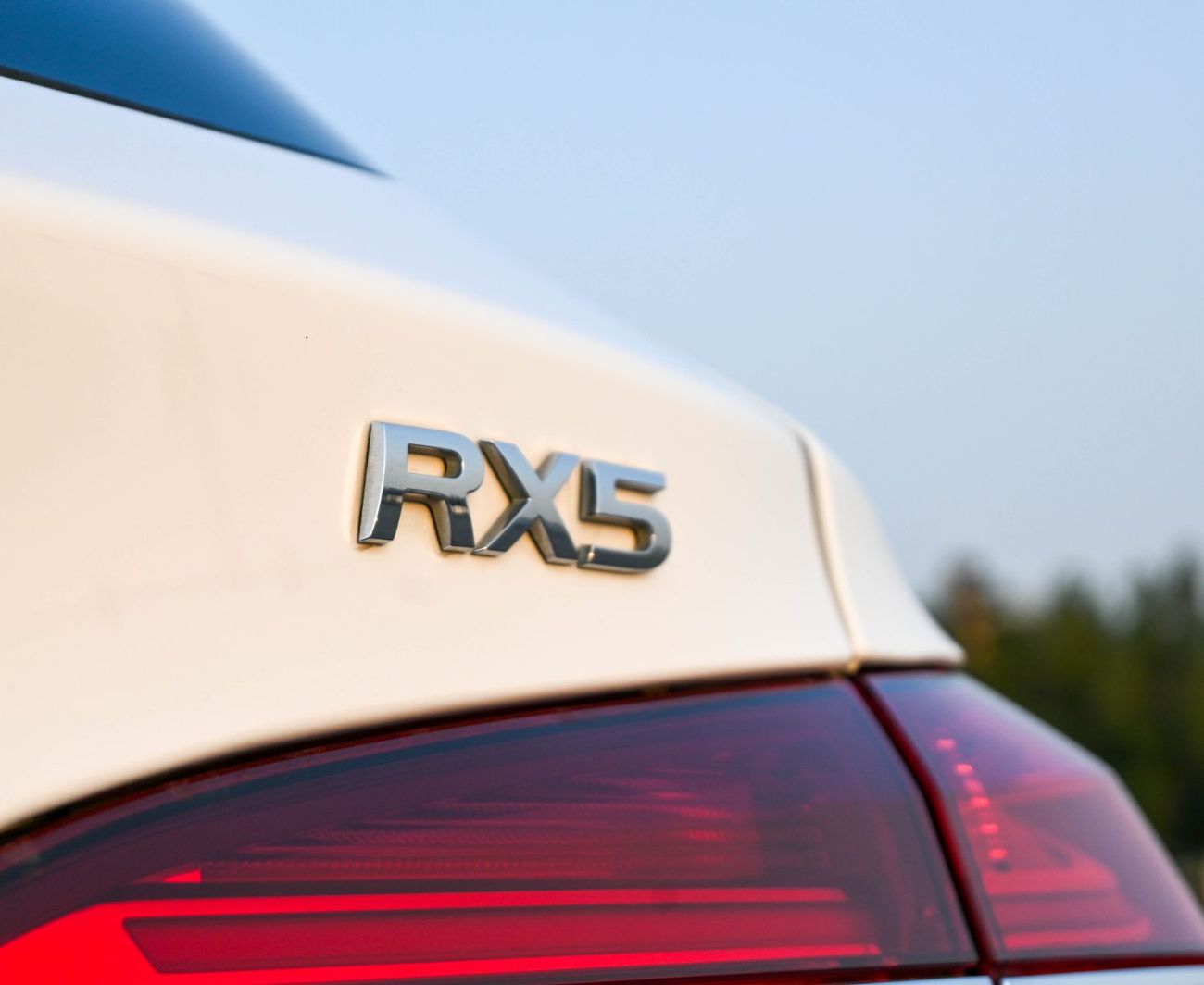 مستعملة أم جي RX5 MG _ RX5 _ 2022 _ GCC FULL OPTION IN EXCELLENT CONDITION 2022 للبيع في الشارقة ...