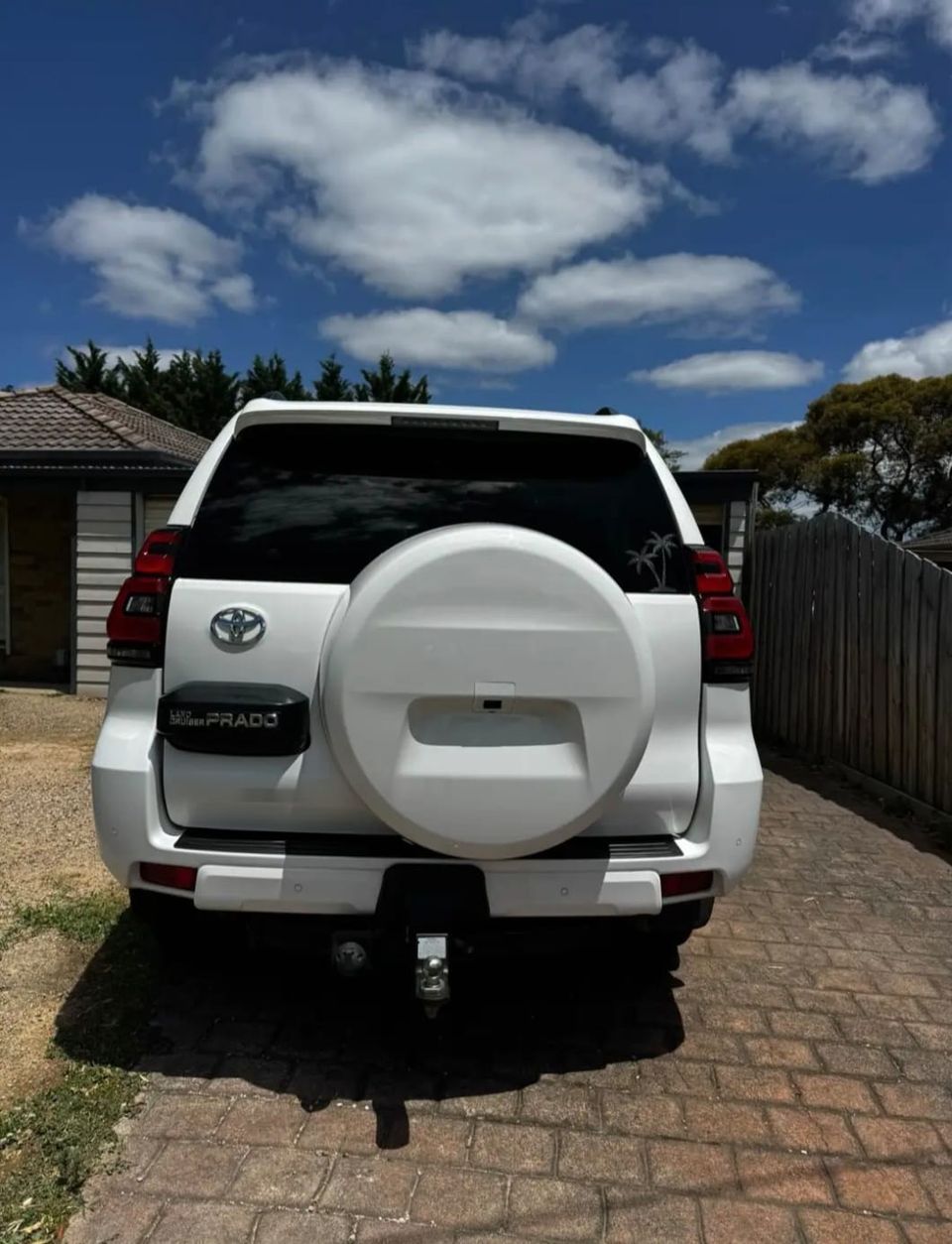 Used Toyota Prado TXL1 2.8L 2018 for sale in Sharjah - 940441