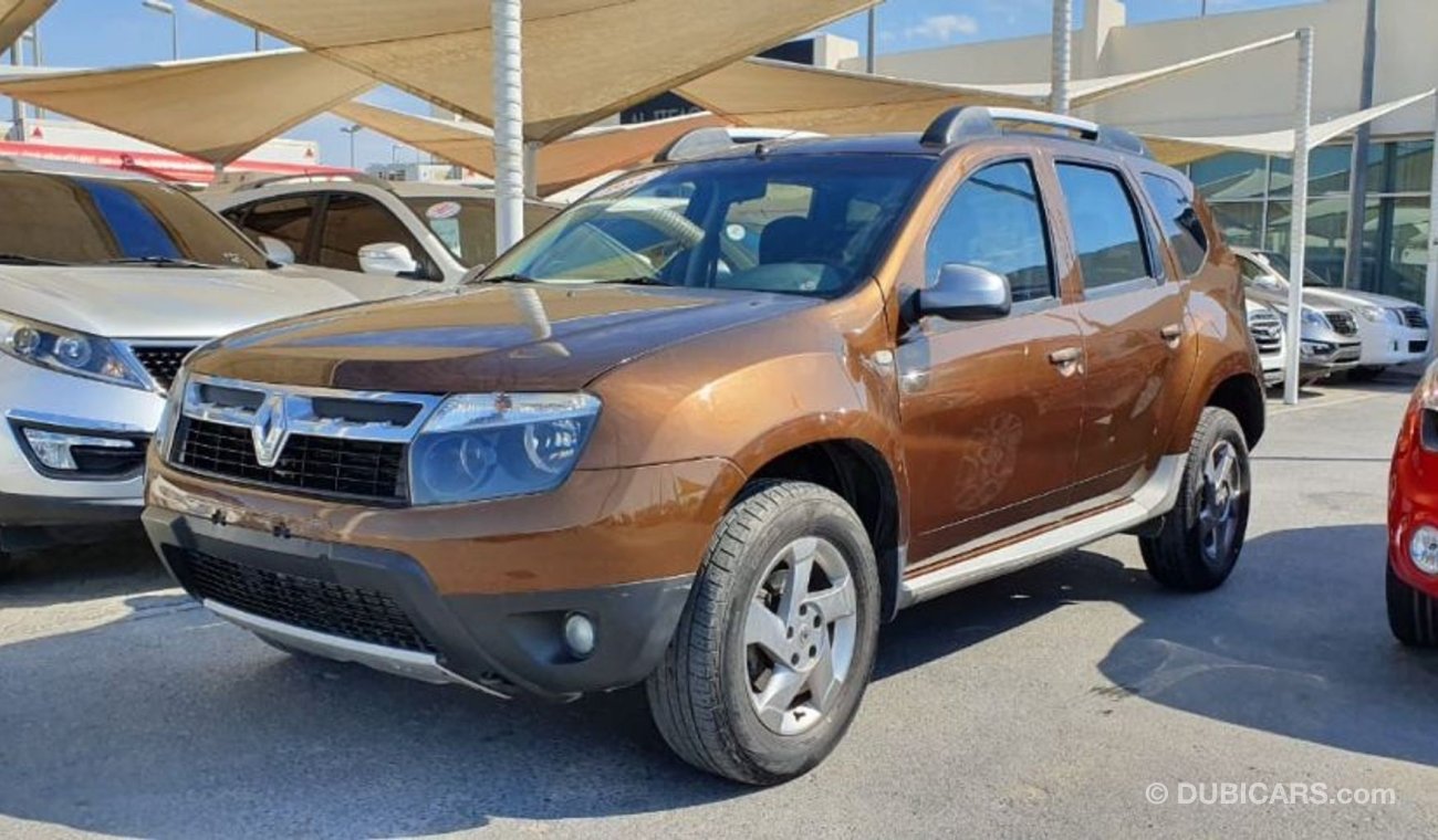 Used Renault Duster 2014 for sale in Dubai - 285979