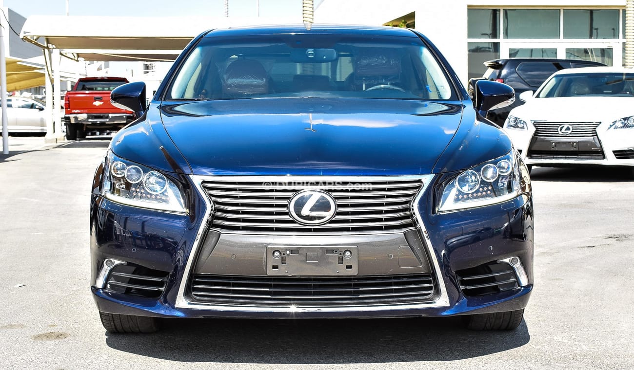 Used Lexus LS460 2013 for sale in Dubai - 217017