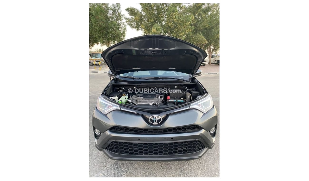 Used 2018 TOYOTA RAV4 XLE / AWD / FULL OPTION 2018 for sale in Dubai ...