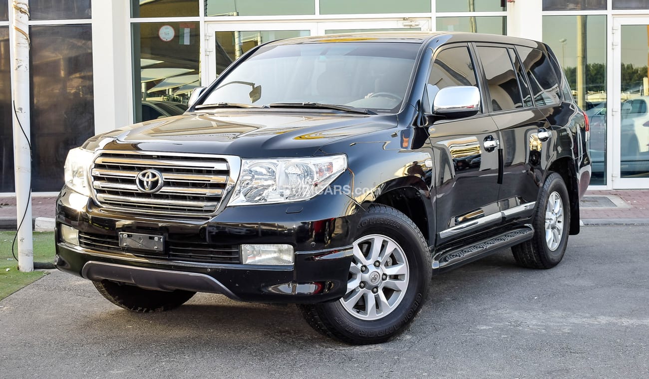 Used Toyota Land Cruiser GXR V6 GCC 2011 for sale in Dubai - 304884