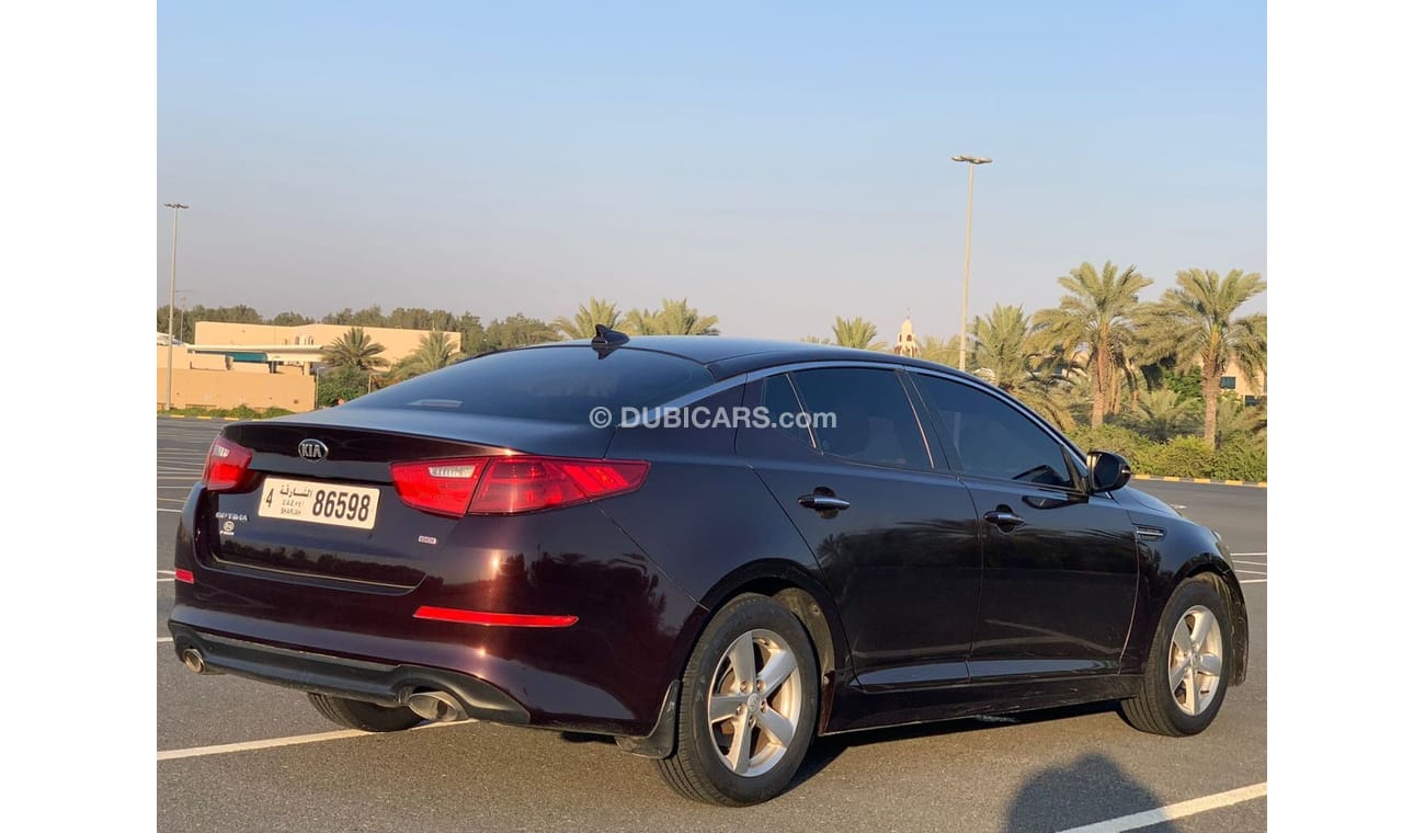 Used Kia Optima 2015 for sale in Dubai - 633761