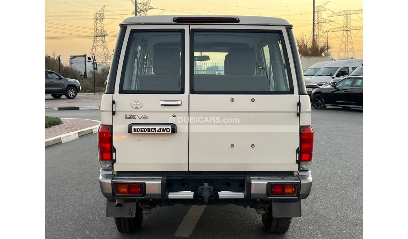 جديدة تويوتا لاند كروزر هارد توب LC76 HARDTOP 4.5L DSL MT 2023 للبيع في دبي - 819535
