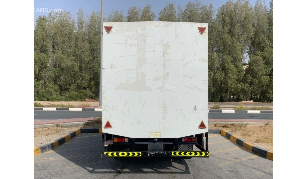 مستعملة ميتسوبيشي كانتر Mitsubishi Canter 2016 Ref#444 2016 للبيع في الشارقة - 533815