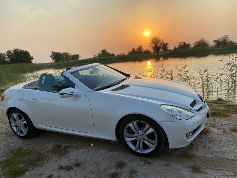 مستعملة مرسيدس بنز SLK 350 AMG package 2009 للبيع في دبي - 818424