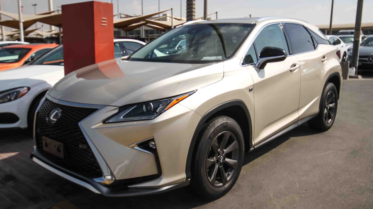 Lexus RX 350 for sale: AED 140,000. Gold, 2016