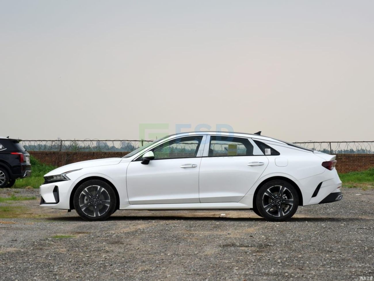 New KIA K5 270T 2WD CVVD Renewed MY-2021 2021 for sale in Dubai - 767298