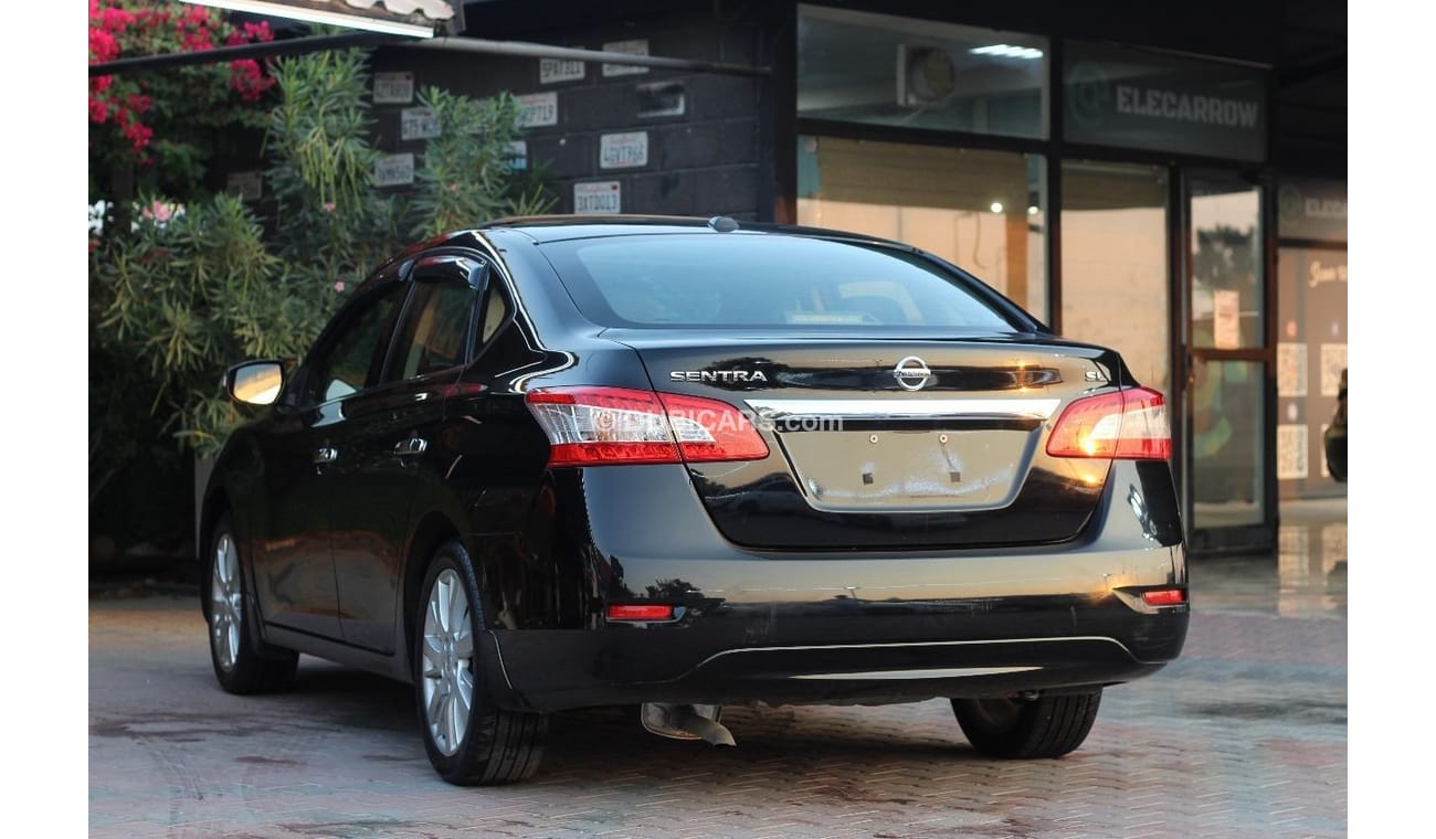 Used Nissan Sentra SL 2015 for sale in Dubai - 692586
