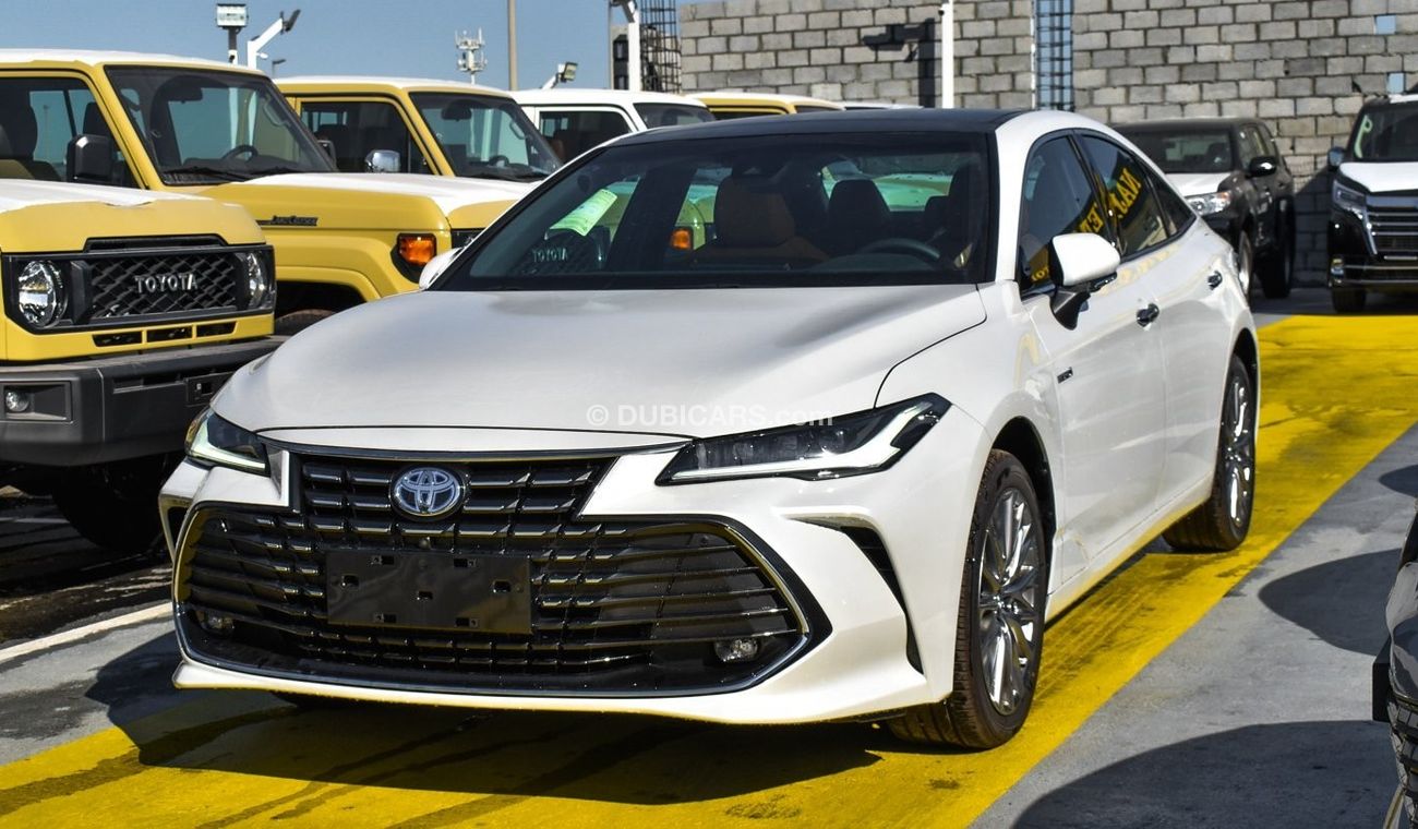 New Toyota Avalon XLE 2.5L Hybrid 2023 for sale in Dubai - 695170