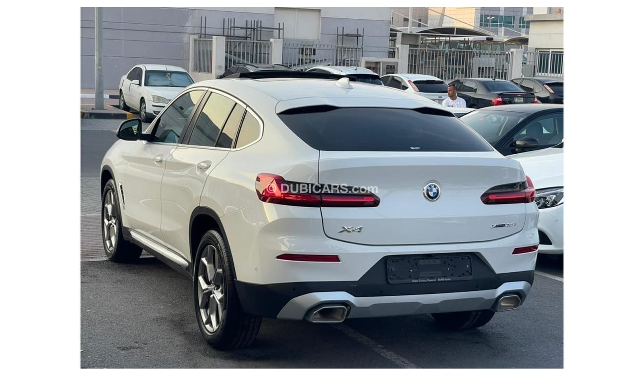 Used BMW X4 xDrive 30i 2022 for sale in Sharjah - 696484
