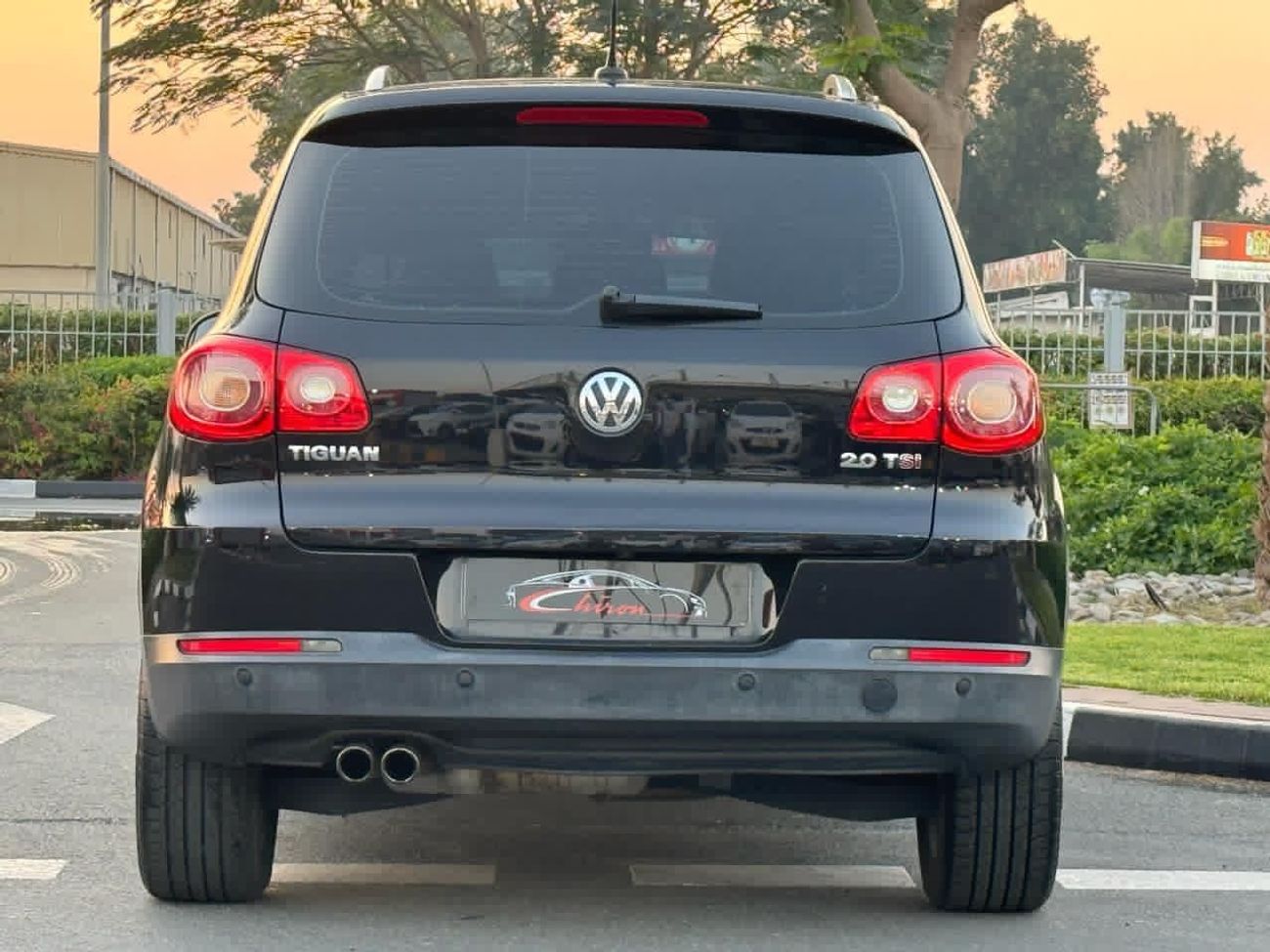 Used VOLKSWAGEN TIGUAN 2010 GCC 2.0L FULL OPTIONS ORIGINAL PAINT IN LOW ...