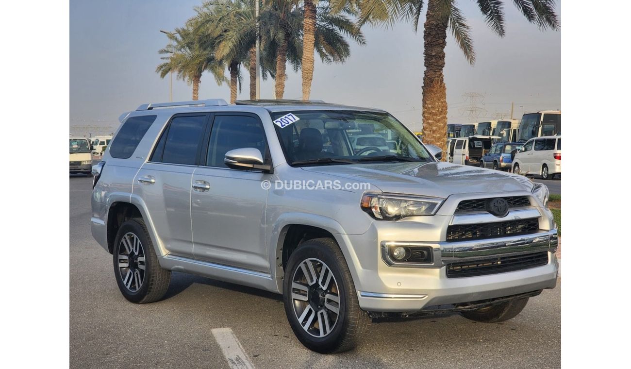 Used TOYOTA 4RUNNER 2017 MODEL FULL OPTION 2017 for sale in Dubai - 590142