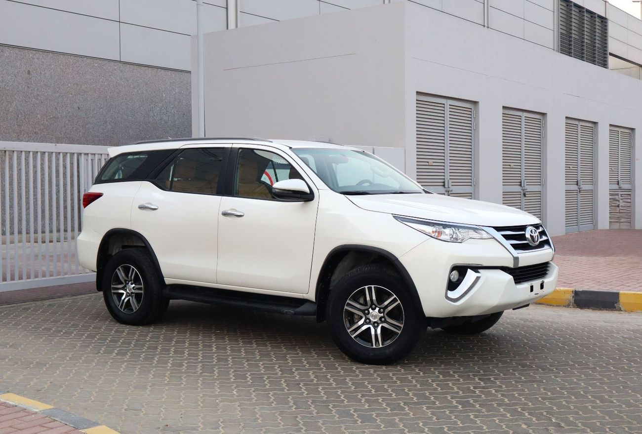 Used Toyota Fortuner EXR GCC V4 2018 for sale in Sharjah - 760194