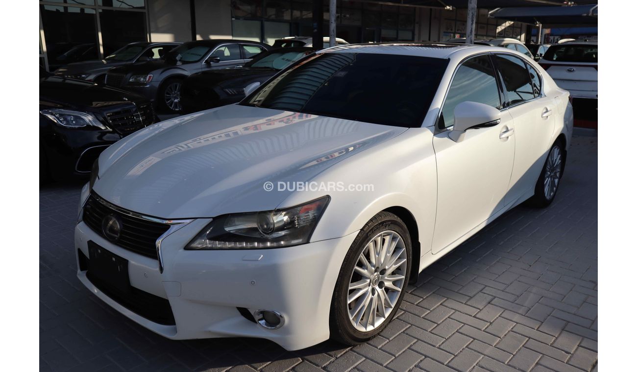 Used Lexus GS350 2012 for sale in Dubai - 383647
