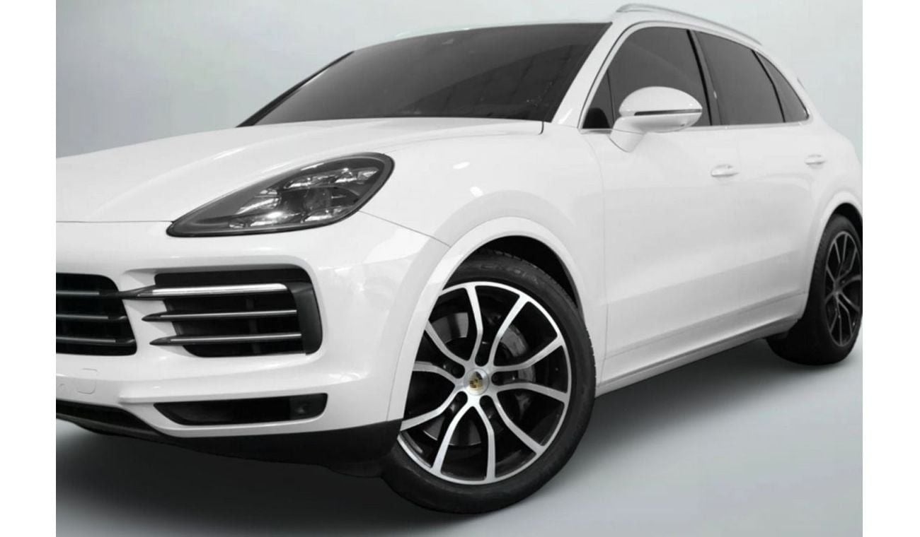 Used Porsche Cayenne S 2019 for sale in Dubai - 787749