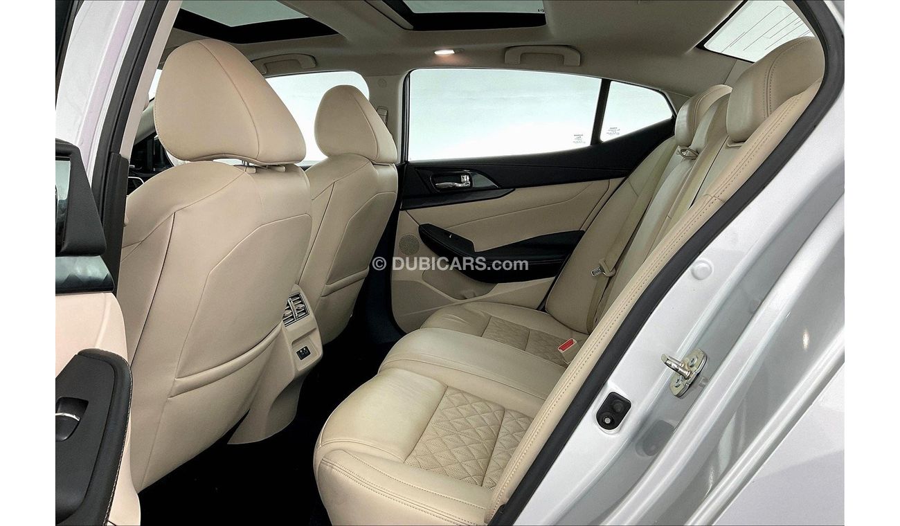 Used Nissan Maxima SR 2019 for sale in Dubai - 642358